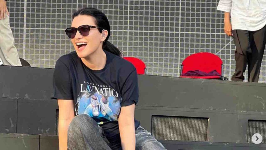 Laura Pausini, vacanza a pieno regime: Ecco le foto inedite - InInsubria